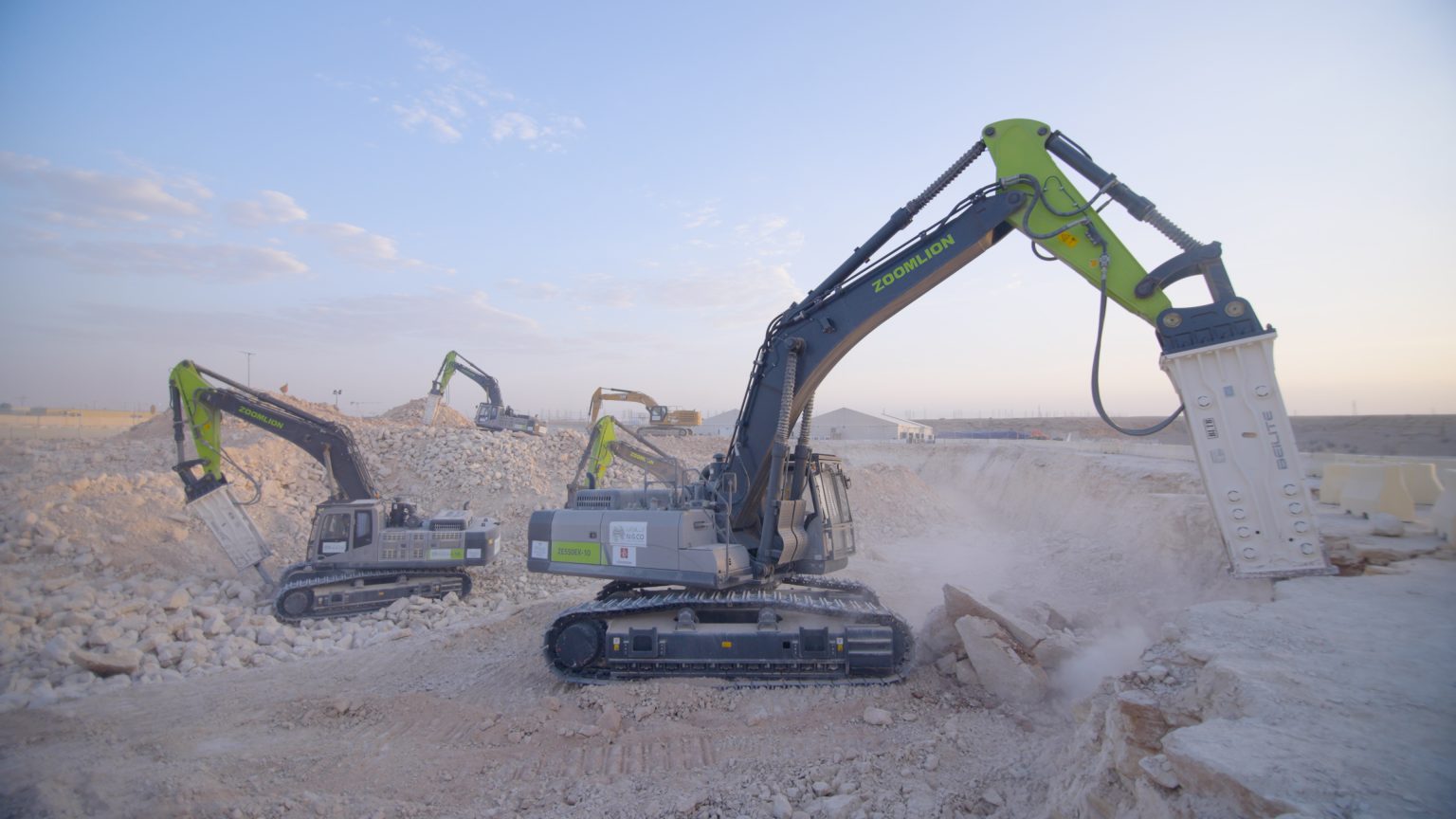 Hydraulic Breakers for Water Pipe Installation: Complete Gui – indonesia